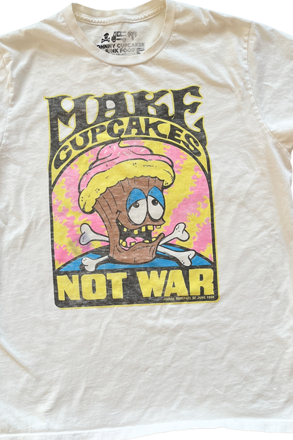 JC Vault - Adult Medium - Make Cupcakes Not War / Junk Food Collab (Jo