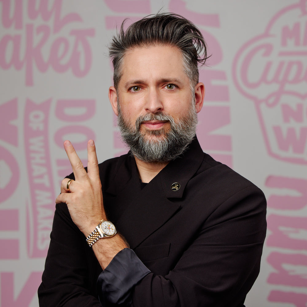 Award Winning Customer Experience Keynote Speaker - Johnny Cupcakes